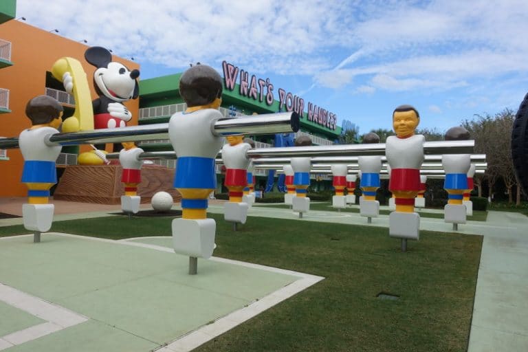 Theming and Accommodations at Disney's Pop Century Resort ...