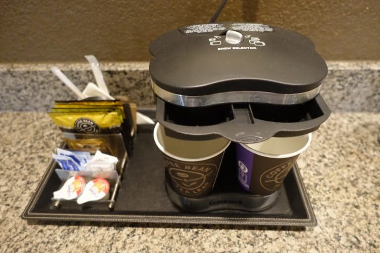 Photo Tour of A One Bedroom Suite at the Doubletree Suites by Hilton ...