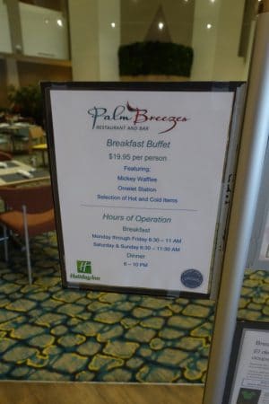 Amenities and Dining at the Holiday Inn Orlando, Disney Springs Resort ...