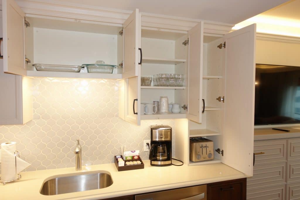 The Living, Dining and Kitchen Spaces in One and Two Bedroom Villas at ...