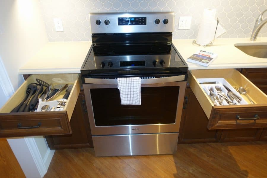 The Living, Dining and Kitchen Spaces in One and Two Bedroom Villas at ...