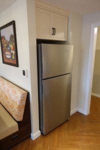 The Living, Dining and Kitchen Spaces in One and Two Bedroom Villas at ...